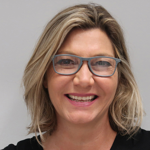 Tracey Melass (writer) | Expatica